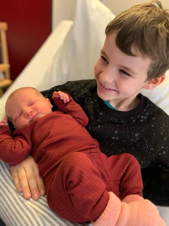 Maya Linde Mollet is het op 24 feb. geboren dochtertje van oud-ll. 2004 ...