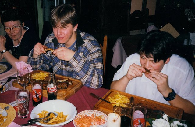 DUNCH en DUNCHEN…restaurants om 20u. dicht in Nederland…verla(a)t(e ...