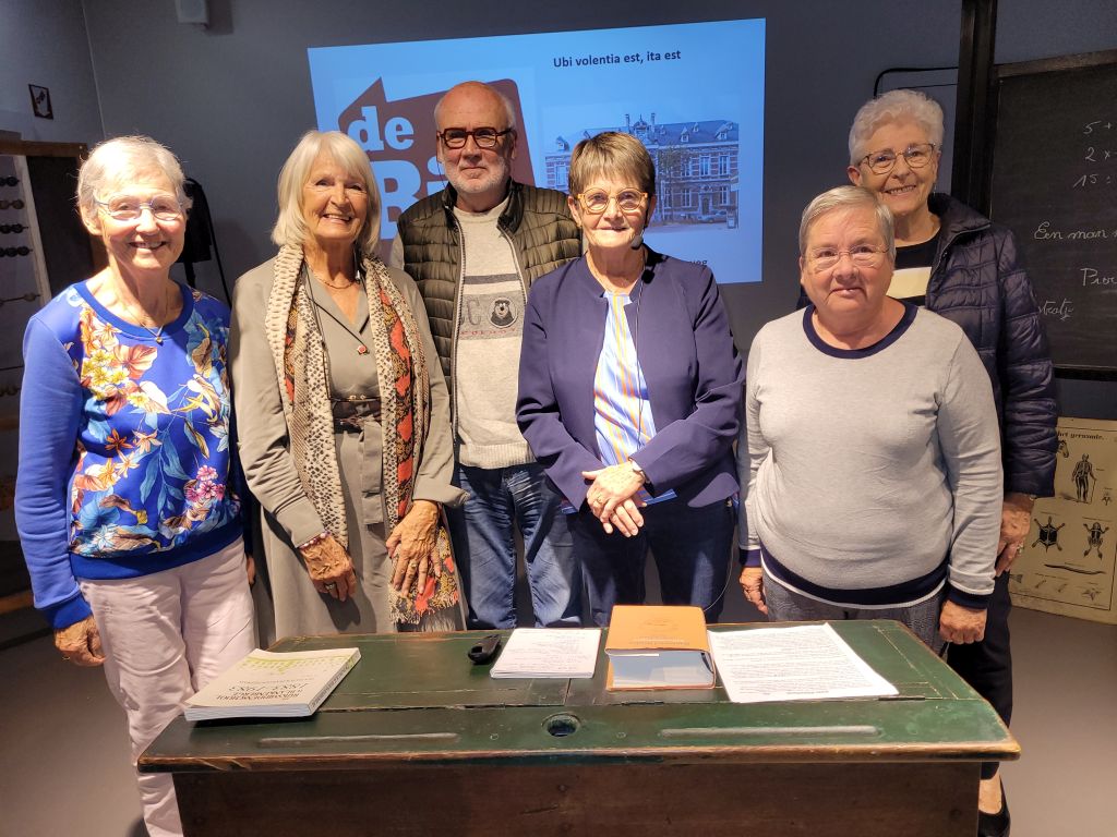 22/10 VERWENDAG BIB (n.a.v. 10 + 1 j. bibliotheek in de Onderwijsstraat ...