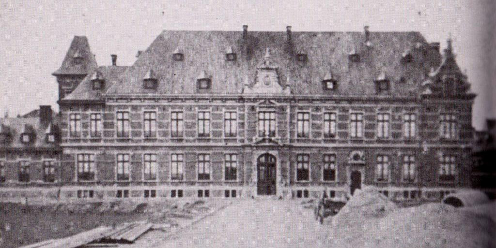 22/10 VERWENDAG BIB (n.a.v. 10 + 1 j. bibliotheek in de Onderwijsstraat ...