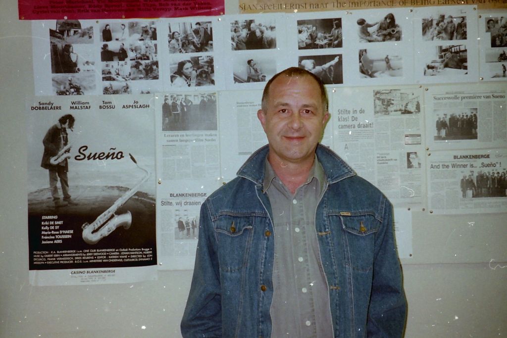 Maerlantkrant 15j. geleden: Oud-leerlingen en oud-leraar in de ...