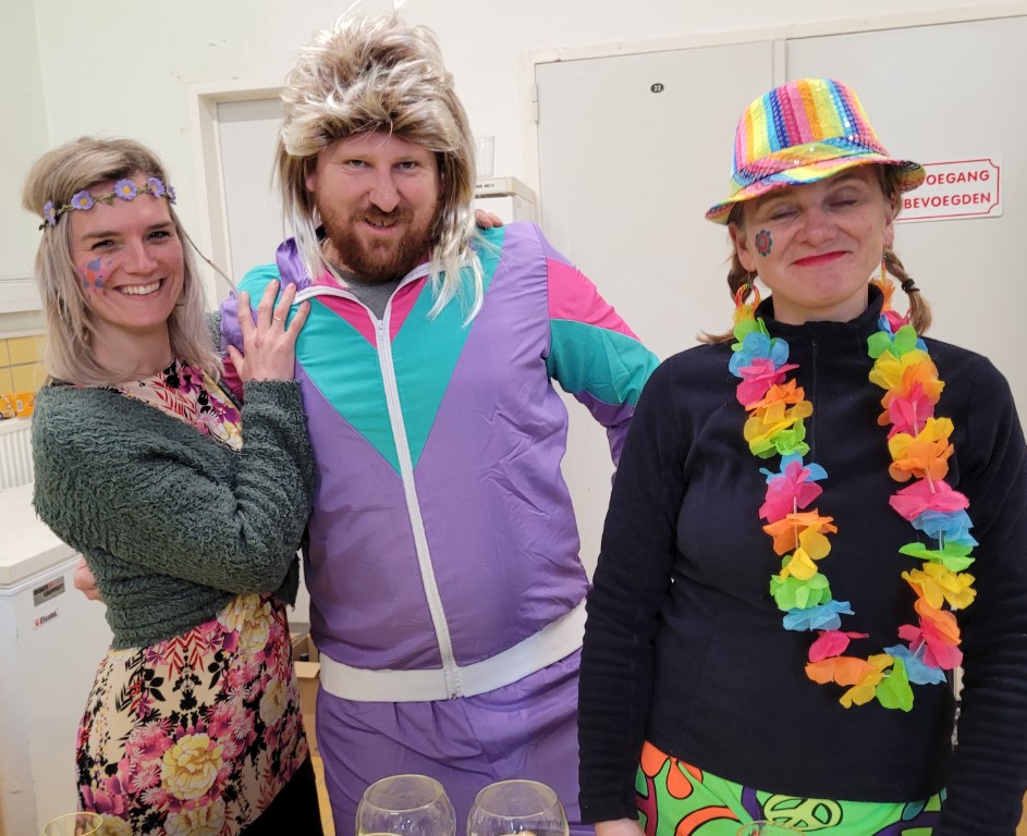 CARNAVAL heeft met vasten te maken…wegnemen van het vlees…Op het ...