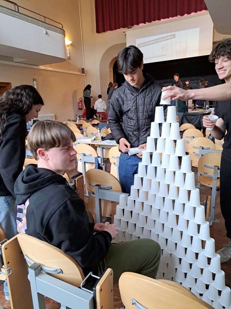Maerlant-lln 6TSP/6BI maken in het Brusselse (Etterbeekse) Lycée Emile ...