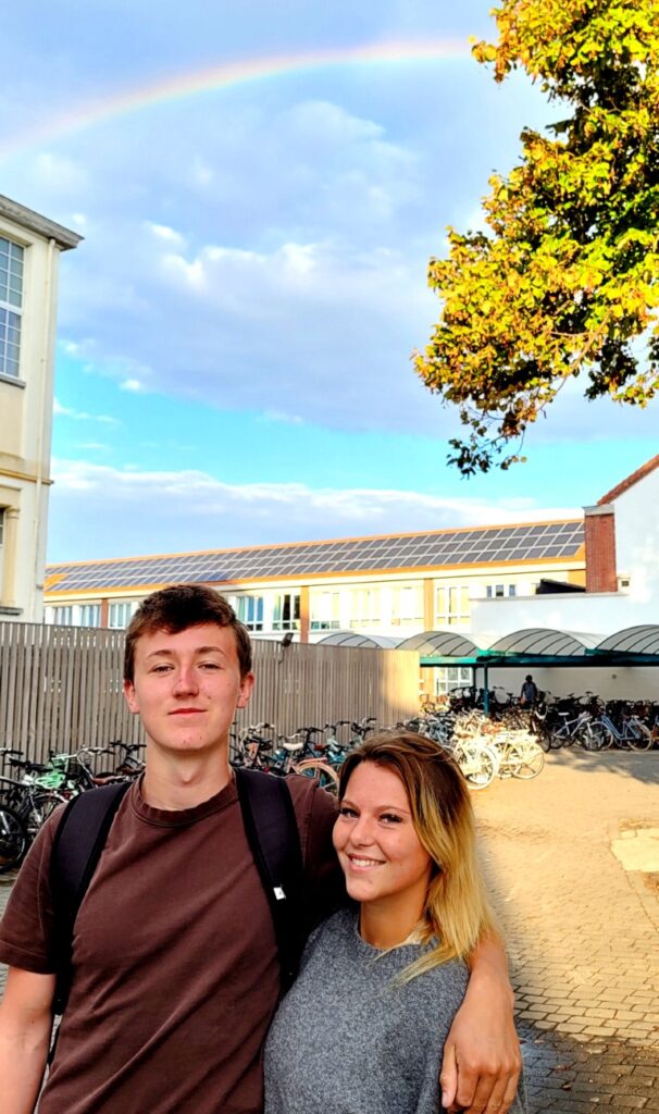 Nazomerse dageraad 18 september. Iris, godin, godendochter, vertelster ...